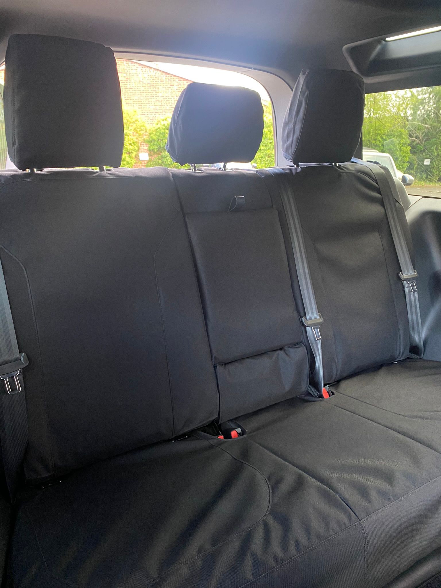 New 5-seater Defender 90 - Second Row Seat Covers